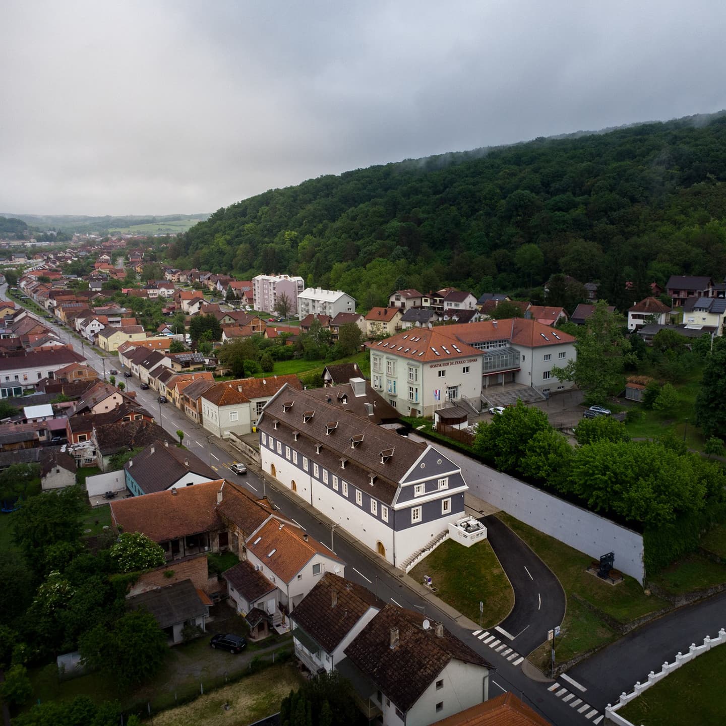 Spahijski podrum — Svijet graševine